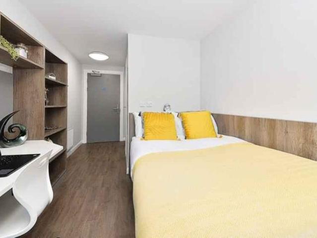 1 Bedroom Shared Living/roommate Edinburgh Edinburgh LS90547520