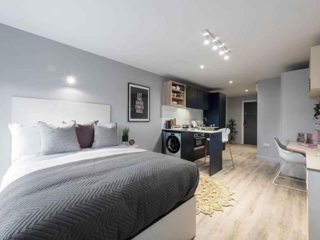 1 Bedroom Shared Living/roommate Edinburgh Edinburgh LS97767252
