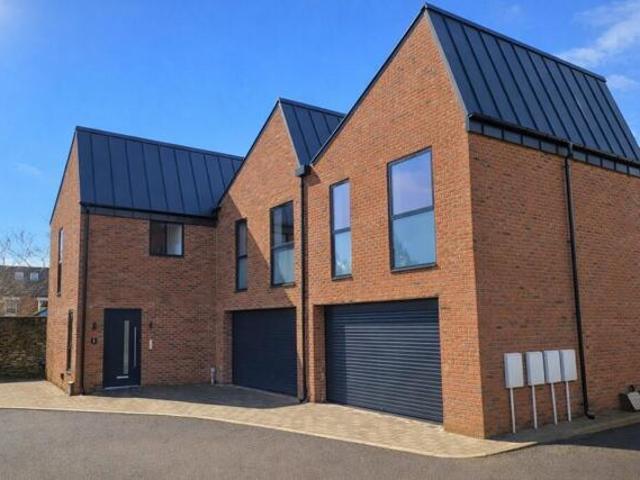 1 Bedroom Shared Living/roommate Frome Somerset 99608463