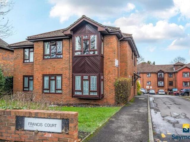 1 Bedroom Shared Living/roommate Guildford Surrey LS99029073