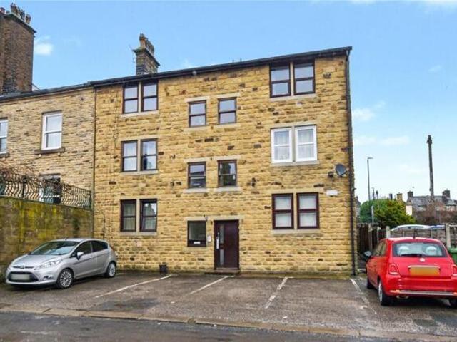 1 Bedroom Shared Living/roommate Guiseley West Yorkshire LS100132567
