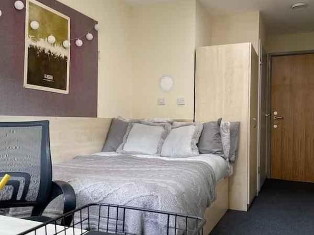 1 Bedroom Shared Living/roommate Glasgow Glasgow LS90551056