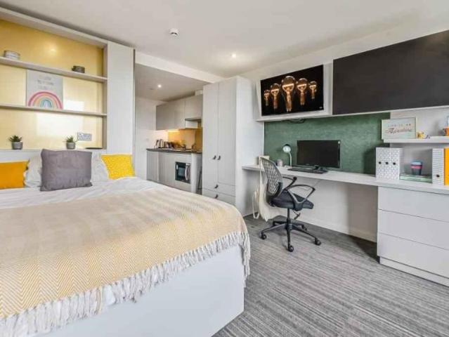 1 Bedroom Shared Living/roommate Glasgow Glasgow LS90551064