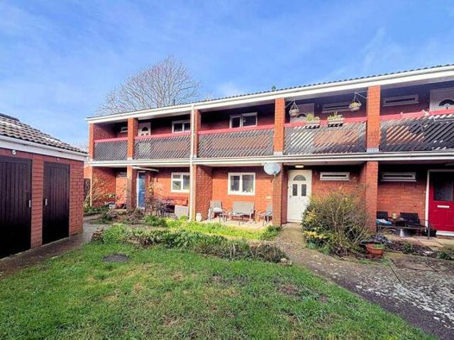 1 Bedroom Shared Living/roommate Gosport Hampshire 99951916
