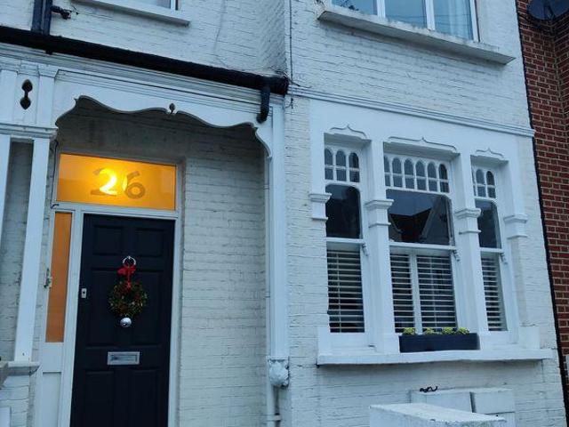 1 Bedroom Shared Living/roommate Greater London England 97421870