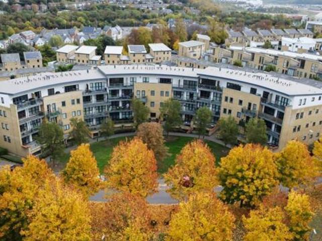 1 Bedroom Shared Living/roommate Greenhithe Kent 100343000