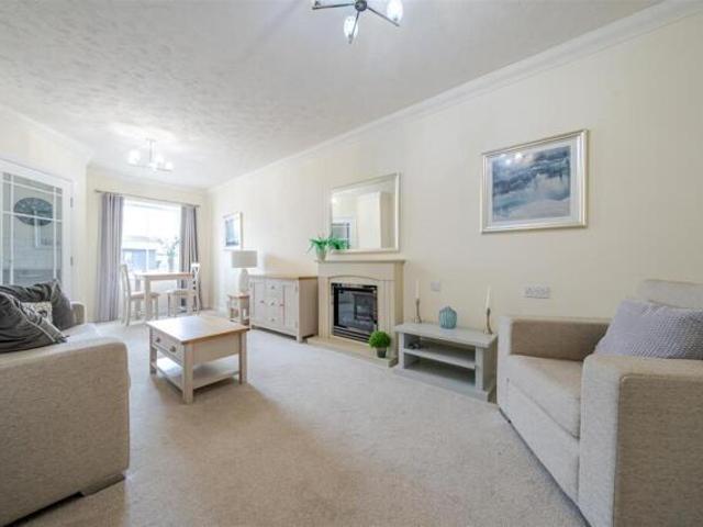 1 Bedroom Shared Living/roommate Huntingdon Cambridgeshire LS99092451
