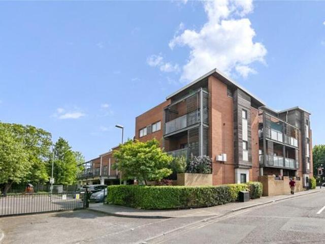 1 Bedroom Shared Living/roommate Hayes Greater London 100132299