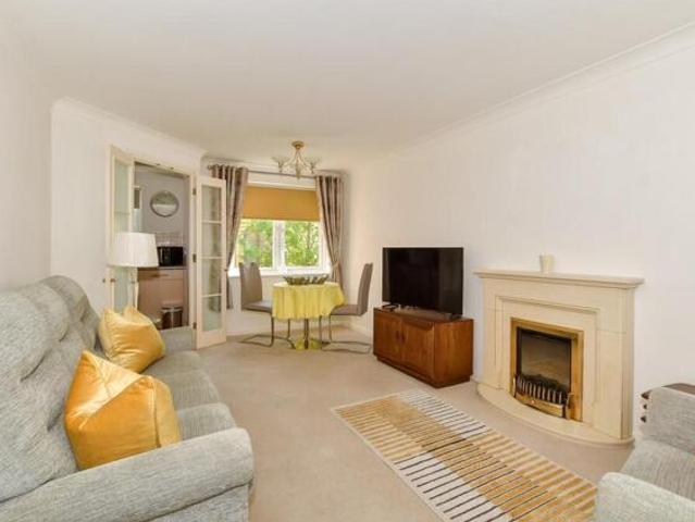 1 Bedroom Shared Living/roommate Horsham West Sussex 99290515