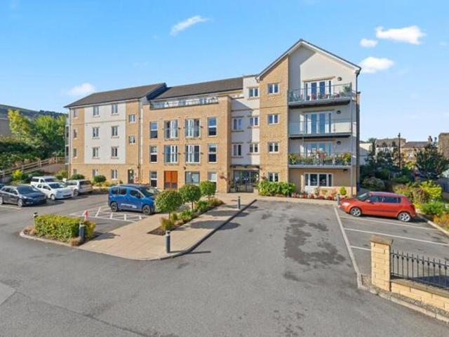 1 Bedroom Shared Living/roommate Ilkley Bradford 99204248