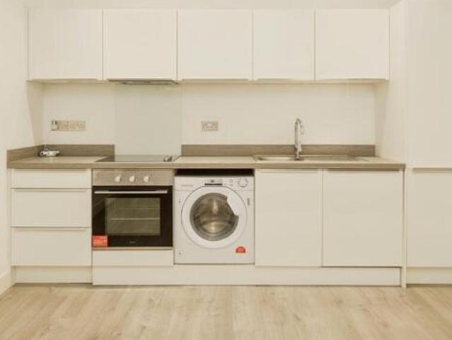 1 Bedroom Shared Living/roommate Kent Kent 100023734