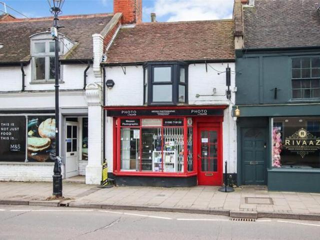 1 Bedroom Shared Living/roommate Lymington Hampshire LS99926400