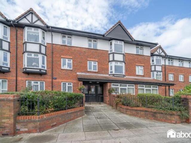 1 Bedroom Shared Living/roommate Lancs Lancashire LS99277948
