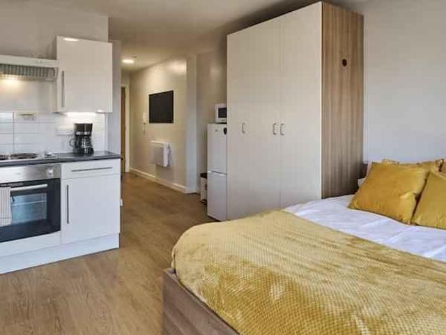 1 Bedroom Shared Living/roommate Leicester Leicester 97836810