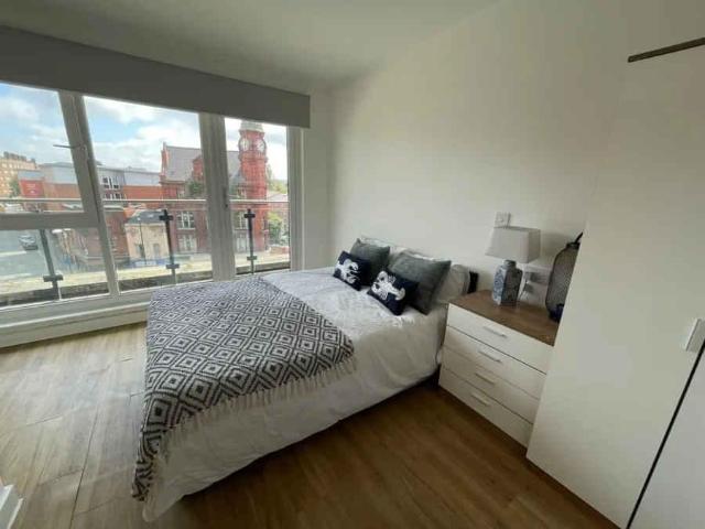 1 Bedroom Shared Living/roommate Liverpool Liverpool 90865084