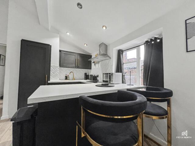 1 Bedroom Shared Living/roommate Liverpool Liverpool LS100614946