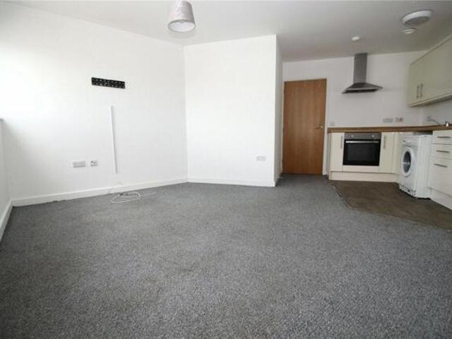 1 Bedroom Shared Living/roommate Liverpool Sefton 101677815