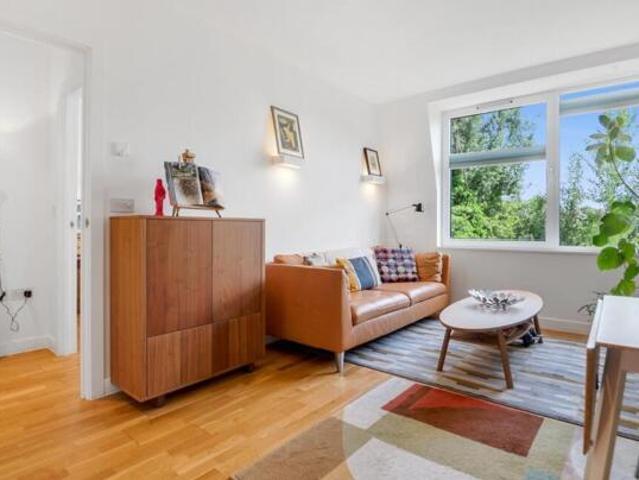 1 Bedroom Shared Living/roommate London Greater London 98477686