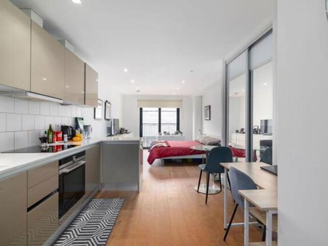 1 Bedroom Shared Living/roommate London Greater London 99952006