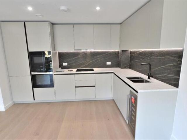 1 Bedroom Shared Living/roommate London Greater London 100579129