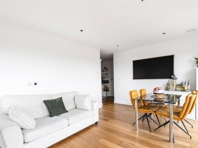 1 Bedroom Shared Living/roommate London Greater London 101674939
