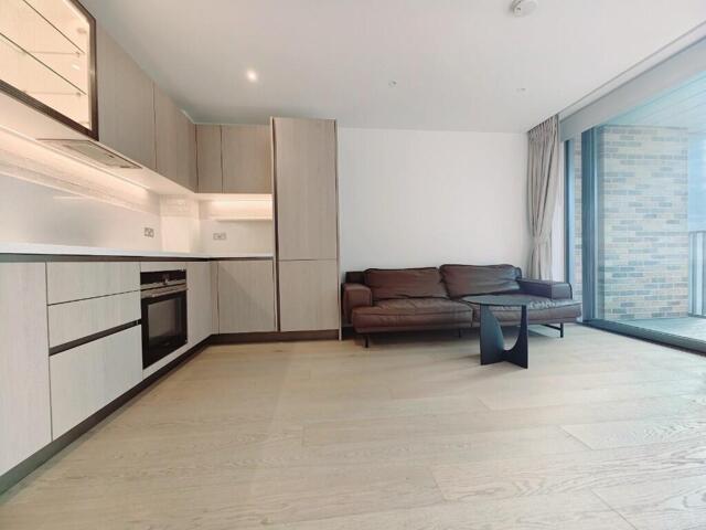 1 Bedroom Shared Living/roommate London Greater London 101678192