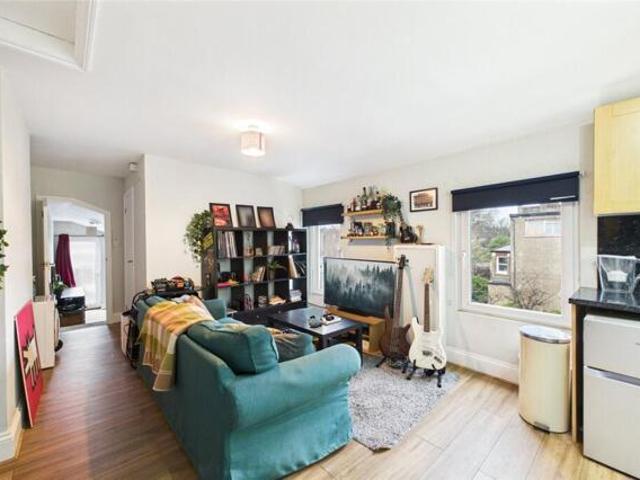 1 Bedroom Shared Living/roommate London Greater London LS101797000