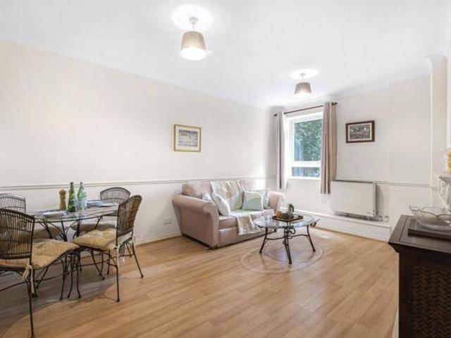 1 Bedroom Shared Living/roommate London Greater London LS98864803