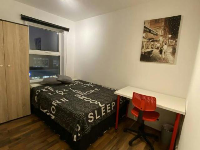1 Bedroom Shared Living/roommate London London 104942004