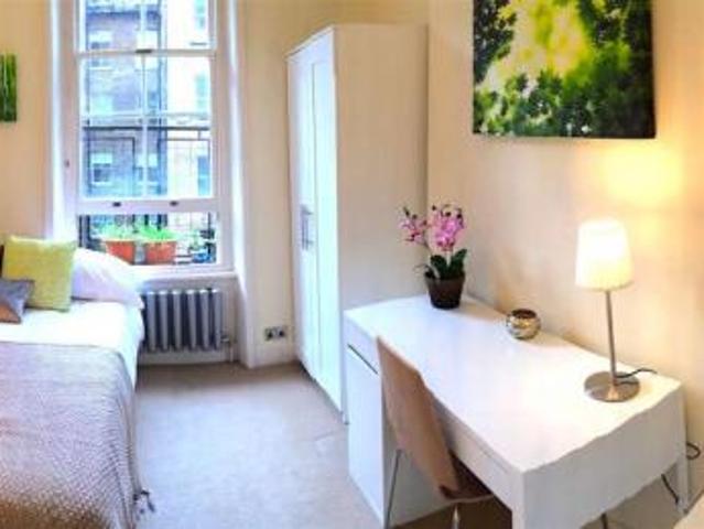 1 Bedroom Shared Living/roommate London London 101834742