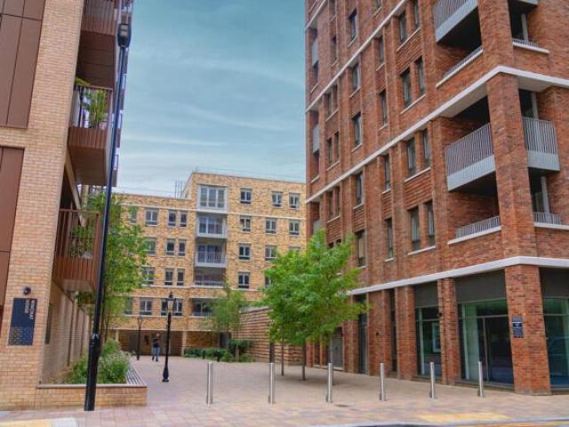 1 Bedroom Shared Living/roommate Londres Great London LS99519385