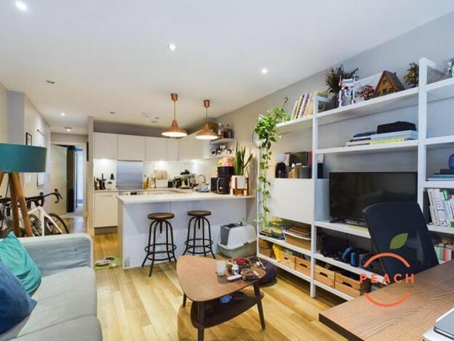 1 Bedroom Shared Living/roommate Londres Greater London LS100132678