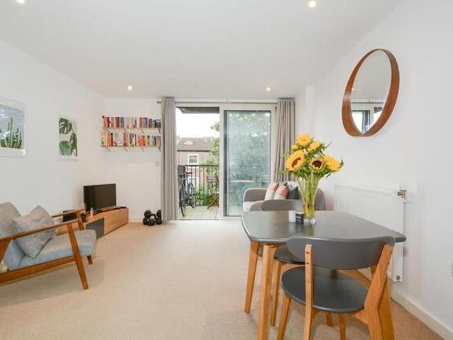 1 Bedroom Shared Living/roommate Londres Greater London LS100398488