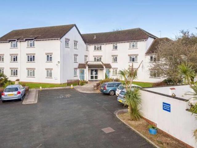 1 Bedroom Shared Living/roommate Paignton Devon LS101025641
