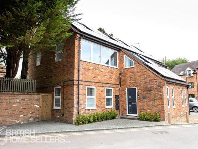 1 Bedroom Shared Living/roommate Princes Risborough Buckinghamshire 101892080