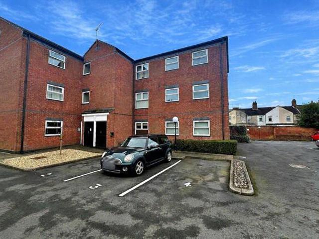 1 Bedroom Shared Living/roommate Rugby Warwickshire 101678425