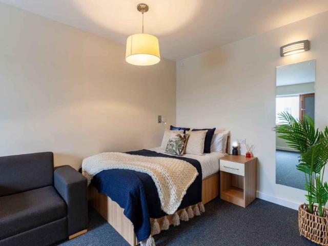 1 Bedroom Shared Living/roommate Reading Reading LS90546927
