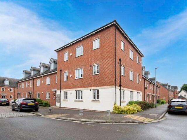 1 Bedroom Shared Living/roommate Retford Nottinghamshire 100158488