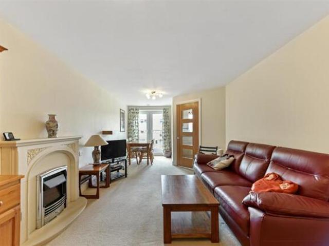 1 Bedroom Shared Living/roommate Royston Hertfordshire LS101168585