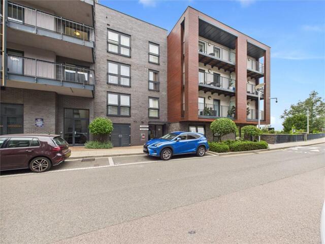 1 Bedroom Shared Living/roommate Stanmore Greater London 99608272