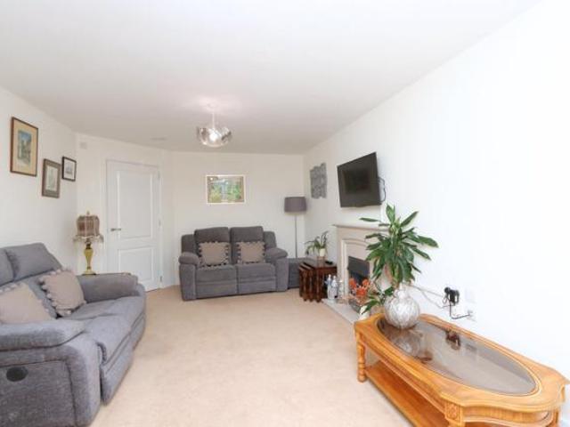 1 Bedroom Shared Living/roommate Stockport Stockport 100263180