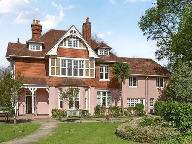 1 Bedroom Shared Living/roommate Sunningdale Berkshire 98834708
