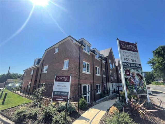 1 Bedroom Shared Living/roommate Surrey Great London 100988163