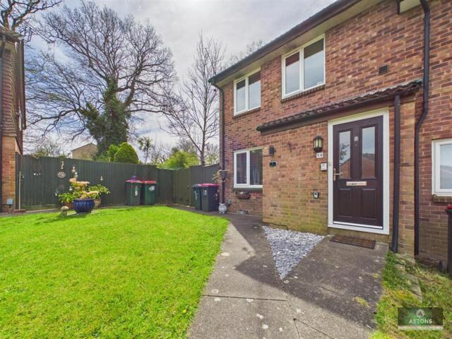 1 Bedroom Shared Living/roommate Surrey Great London 101351753
