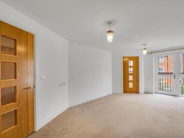 1 Bedroom Shared Living/roommate Surrey Surrey 100578826