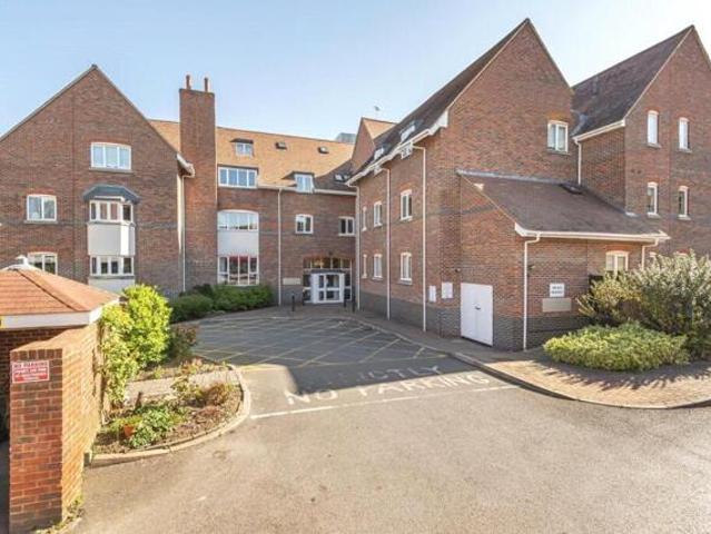 1 Bedroom Shared Living/roommate Surrey Surrey 99608259