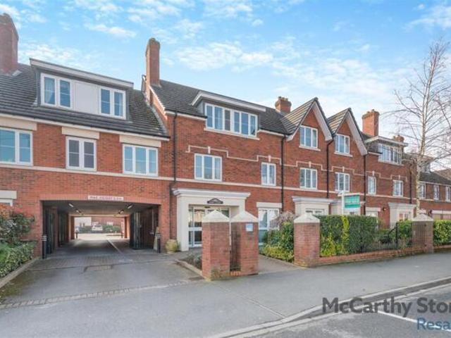 1 Bedroom Shared Living/roommate Sutton Coldfield Birmingham LS99054893
