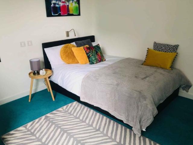 1 Bedroom Shared Living/roommate Sheffield Sheffield 97827959
