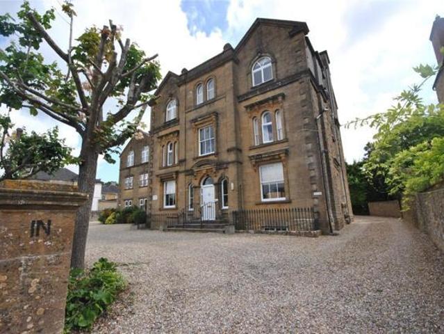 1 Bedroom Shared Living/roommate Sherborne Dorset 98903224