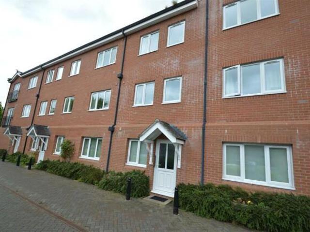 1 Bedroom Shared Living/roommate Shrewsbury Shropshire LS100824926